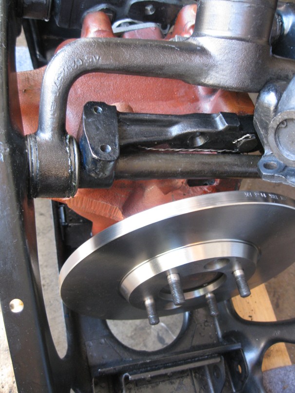 Jaguar XKE E-type Restoration: The Rear Suspension and Brakes 7: Rear ...